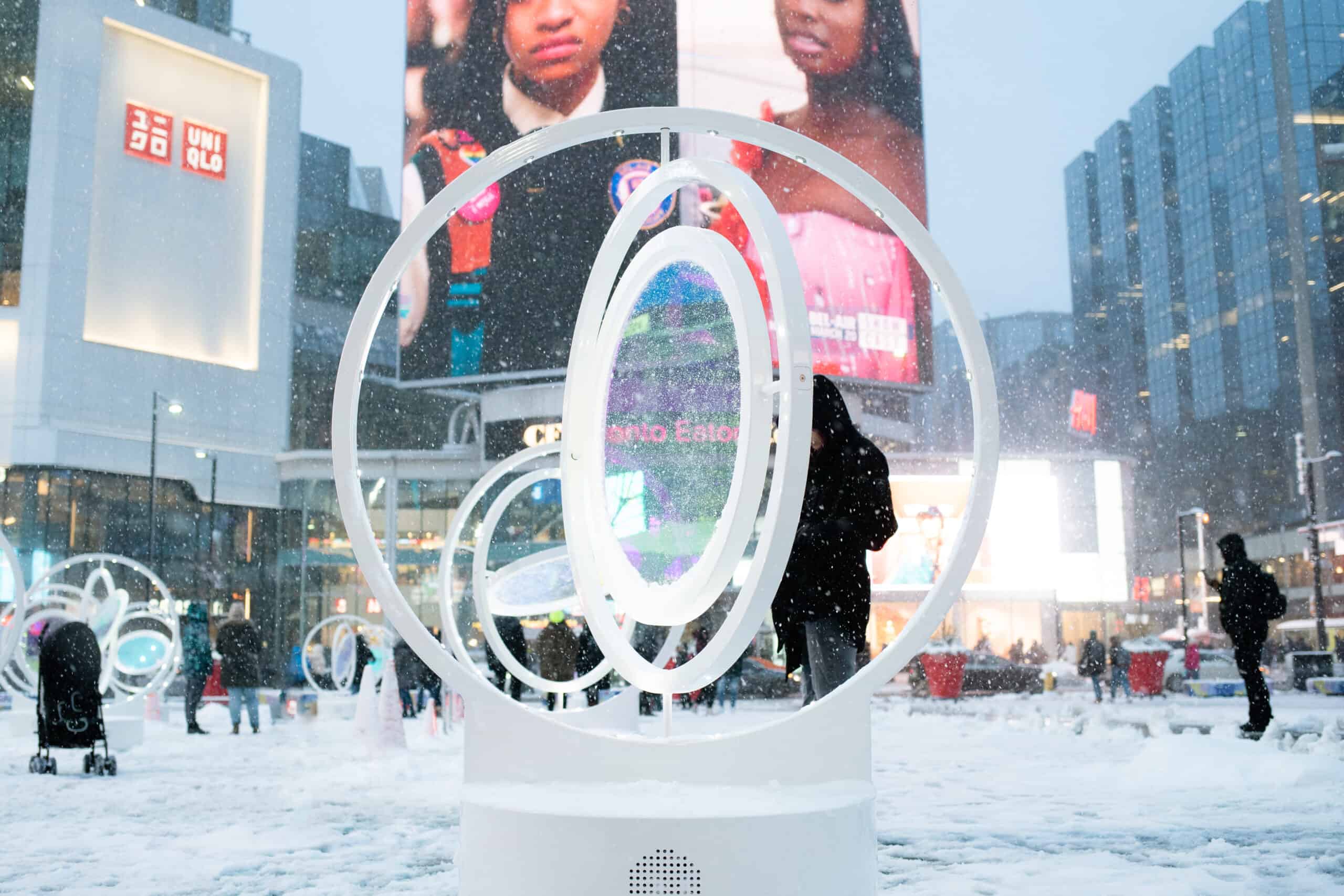 Optik - installation interactive haute en couleurs | Creos